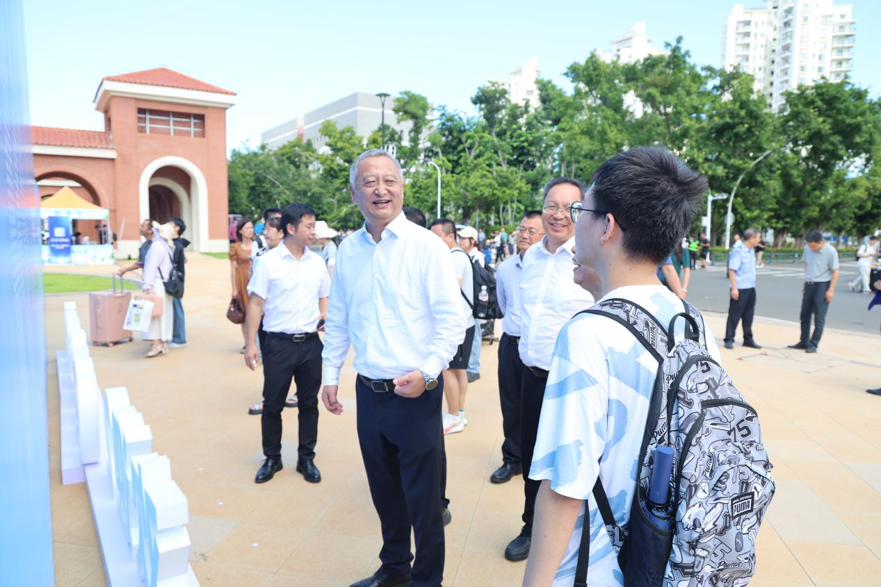 HNU Embraces Year 2025 Students to Embark on New Journey to HNFTP ...